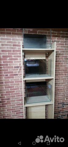 Стойка с аквариумами