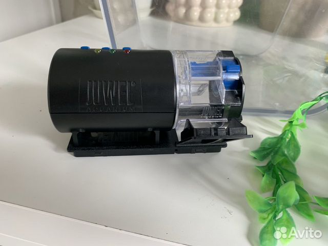 Автоматическая кормушка для рыб