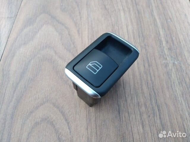Кнопка стеклоподъемника Mercedes A2049055502 в Москве, цена 1 500 руб ...